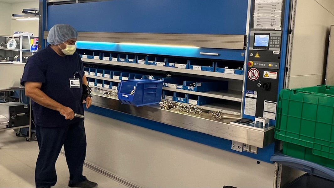 How an SPD Vertical Carousel Improves Your Sterile Storage Workflow